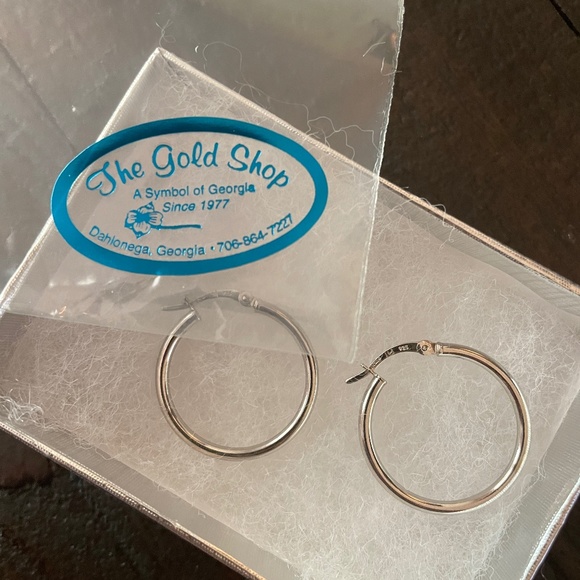 Dahlonega Gold Shop | Jewelry | Sterling Silver Hoop Earrings Never ...